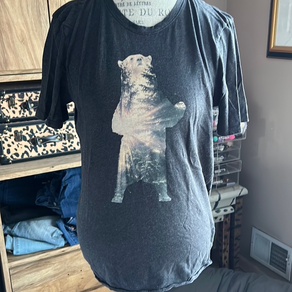 Sisley | Shirts | Sisley Bear Tshirt Small | Poshmark